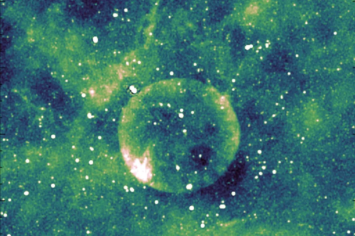 A mysterious perfect circle is hovering in the Milky Way—a phenomenon ...