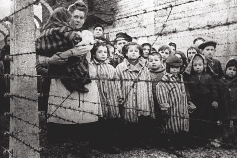THE MOST BRUTAL MONSTER OF AUSCHWITZ LAUGHED WHILE KILLING: Oswald ...