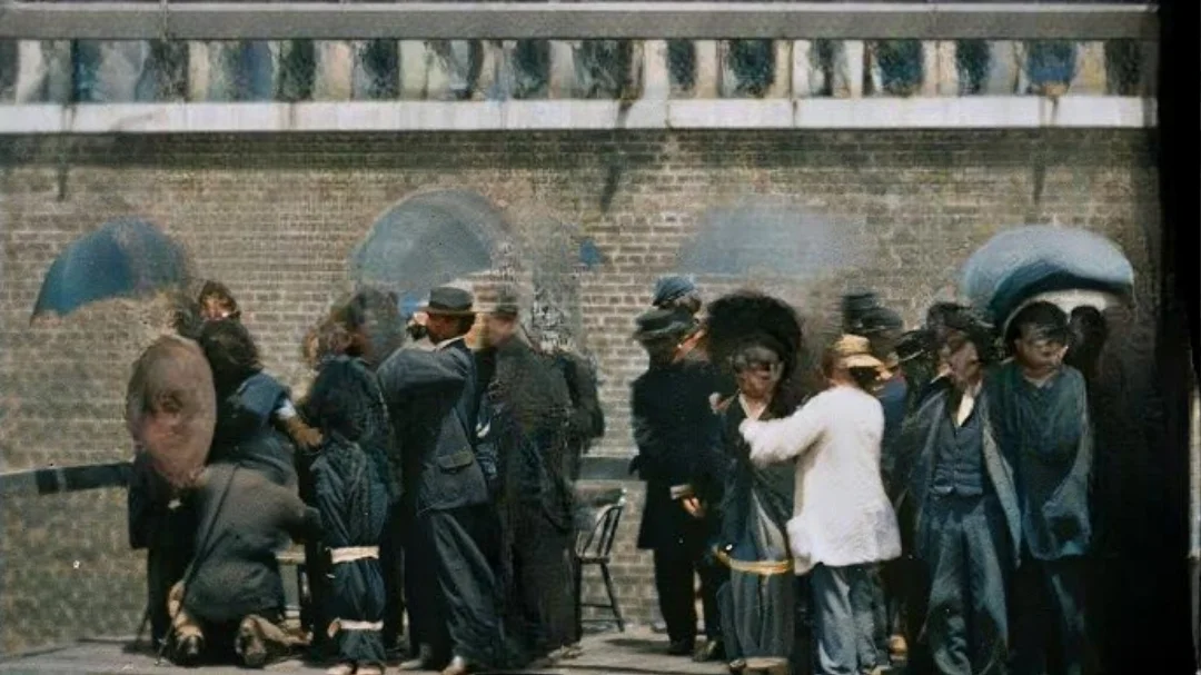 THE UPRIGHT JERKER – Death by Upside-Down Hanging: One of the MOST ...